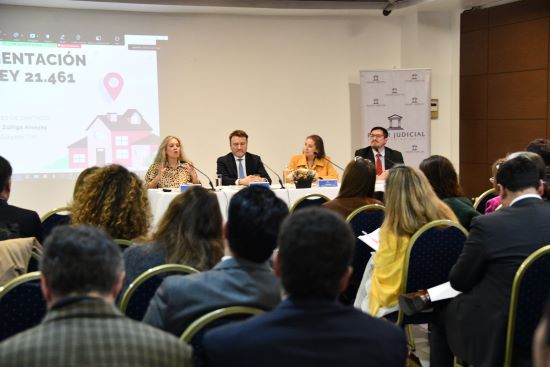 Profesores de la Facultad de Derecho de la Universidad de Chile exponen en el III Congreso ...